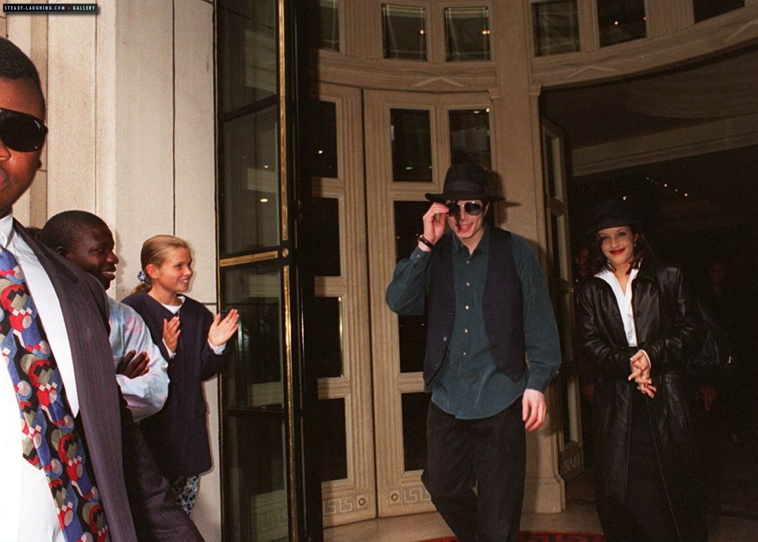 Au Nain Bleu, Versace et Cardin: quand Michael Jackson fait du shopping ...